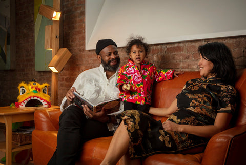 Bian Lian: The Magical Art of Chinese "Face Changing" – Pearl River Mart