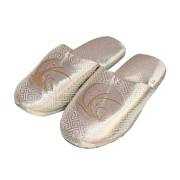 Seasonal Flower Brocade Comfy Slippers (Various Colors) – Pearl River Mart